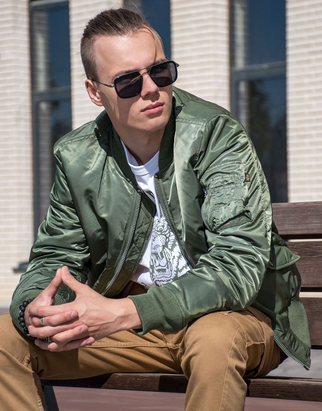 Бомберы Alpha Industries в Москве, купить мужские куртки Alpha Industries